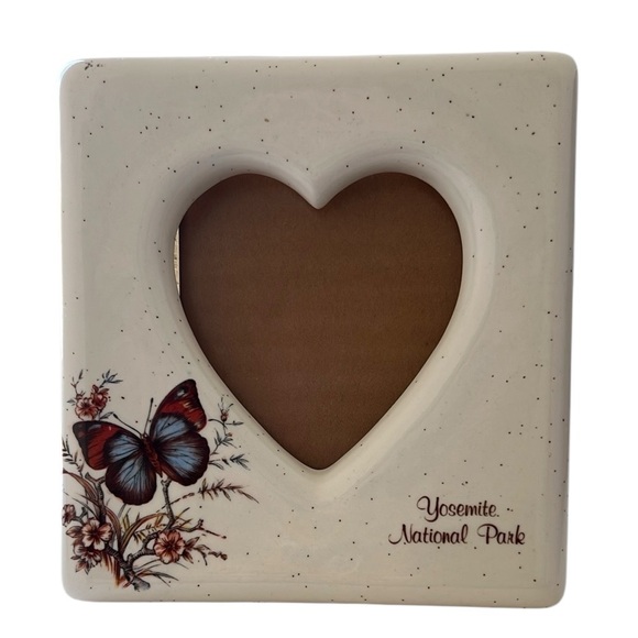 intercraft | Accents | Yosemite National Park Heartshaped Photo Frame ...